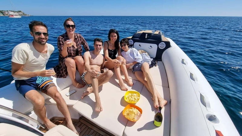 Palermo: Day trips by dinghy to the beautiful cliffs of Terrasini - The culinary aspect: local food on the water
