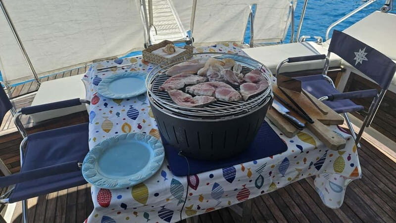 Palermo: Isola delle Femmine Boat Tour with Lunch - FAQ