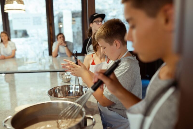 Palermo: Pizza and Gelato Cooking Class with Dinner and Wine - FAQs