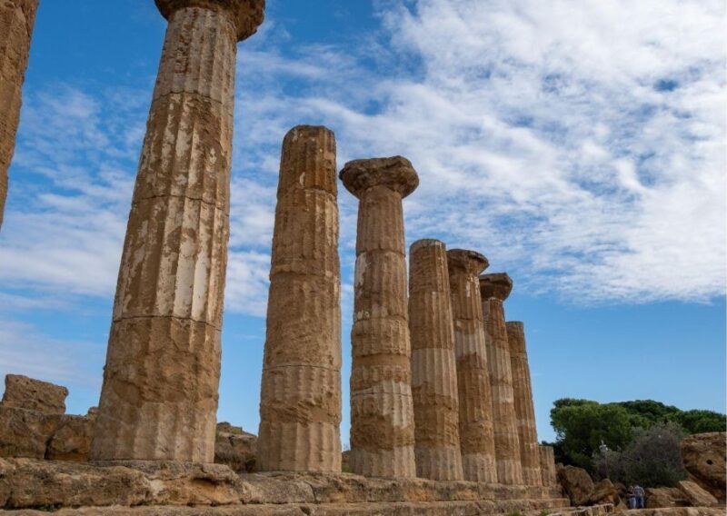 Palermo to Taormina: stop Valley of Temples and Roman Villa - Palermo to Taormina: Stop at the Valley of Temples and Roman Villa