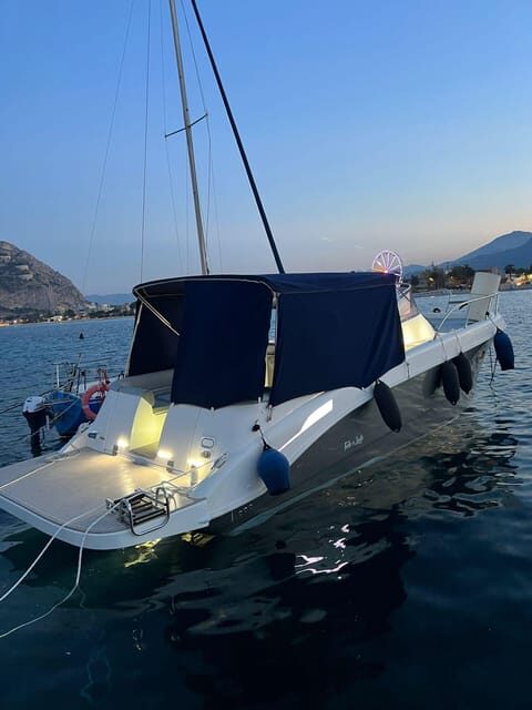 Palermo: tour privato in barca con snack e prosecco - Key Points