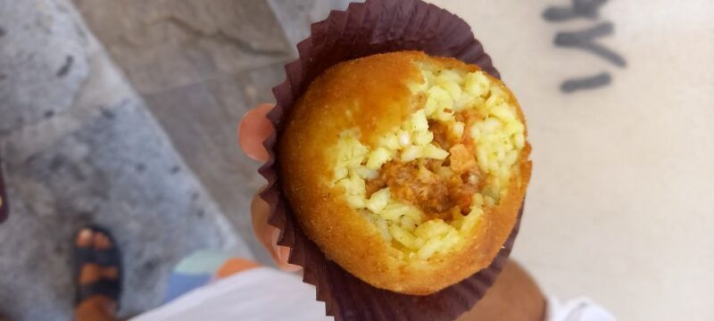 Palermo: Traditional Full Meal Food Tour with a Local - Sweet Endings and Refreshing Coolers