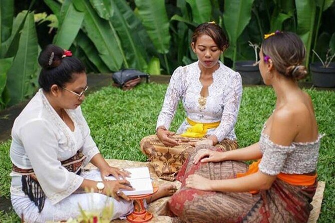 Palm Reading with Balinesse Spiritual Healer ubud - What to Expect from the Palm Reading Experience