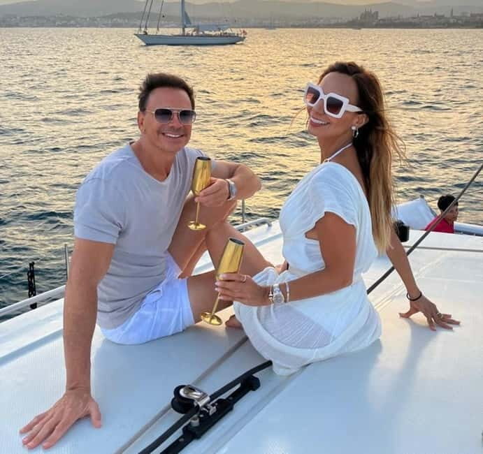 Palma: 2-Hour Sunset Catamaran Cruise with Drinks - Key Points