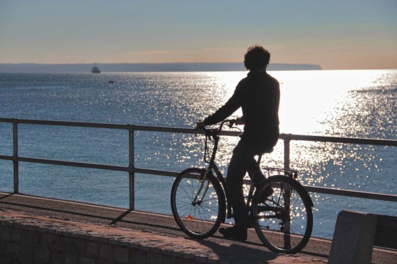 Palma de Mallorca Old Town Guided Bike Tour - Palma de Mallorca Old Town Guided Bike Tour: An Authentic Ride Through History