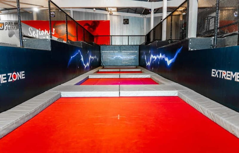 Palma de Mallorca: Palma Jump Trampoline Park Entry Ticket - Facilities and Comfort