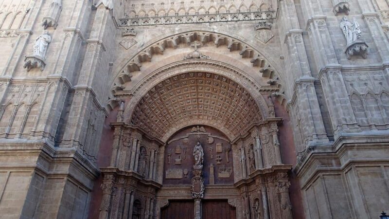 Palma de Mallorca Private Guided Walking Tour - Key Points