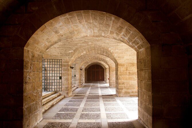 Palma de Mallorca Shore Excursion: Palma, Deia and Sa Foradada - FAQ