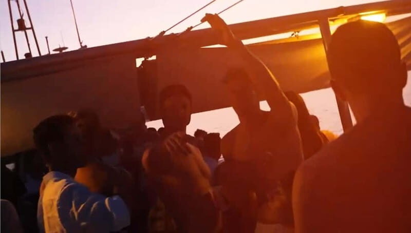 Palma de Mallorca: Sunset Boat Party with DJ and Animation - Dancing Under the Open Sky