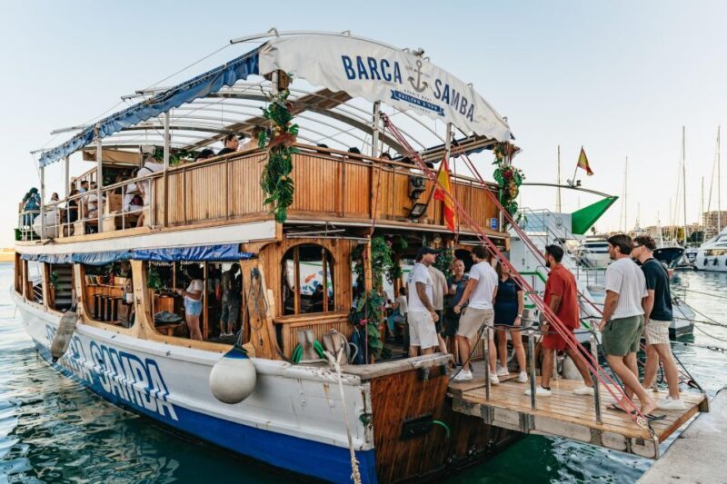 Palma de Mallorca: Sunset Boat Tour with DJ and Dance Floor - What Sets This Tour Apart