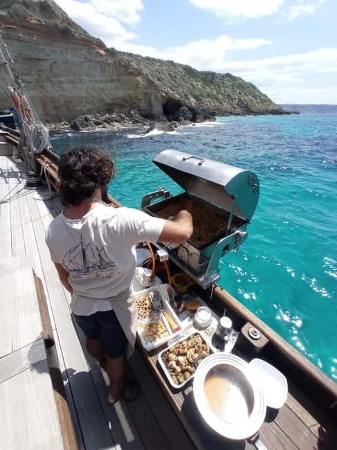 Palma de Mallorca: Wooden Sailboat; Food, Views & History - Authenticity and Value