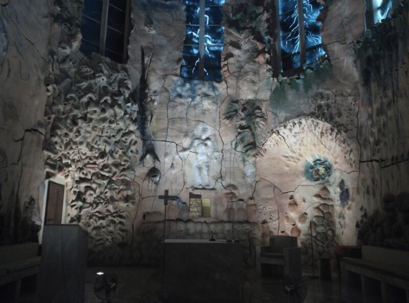 Palma: Old Town Tour & Cathedral Skip-the-Line Ticket - Walking the Old Town