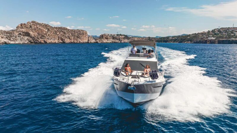 Palma: Private Flybridge Motorboat Tour - All Included - An Authentic Look at the Palma Private Motorboat Experience