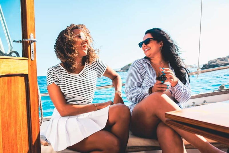 Palma: Private Motor Sailing Cruise on delux Mallorcan Llaut - An In-Depth Look at the Experience