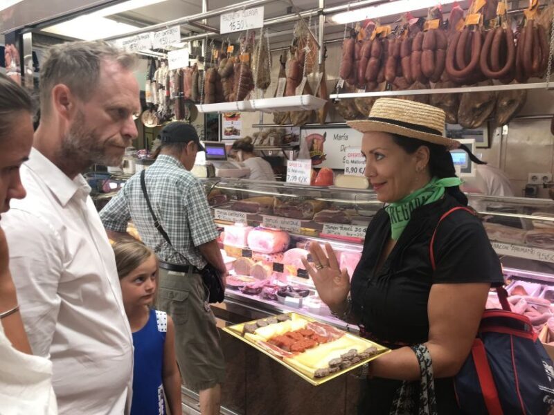 Palma: Walking Tour with Mediterranean Delicacies - Discovering Palma: A Journey Through Time and Tastes