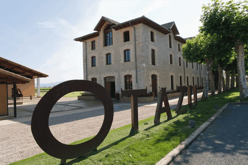 Pamplona: Bodegas Otazu - A Closer Look at the Experience
