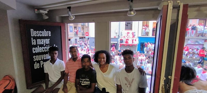 Pamplona: Running of the Bulls Balcony Breakfast Tour - An In-Depth Look at the Tour Experience