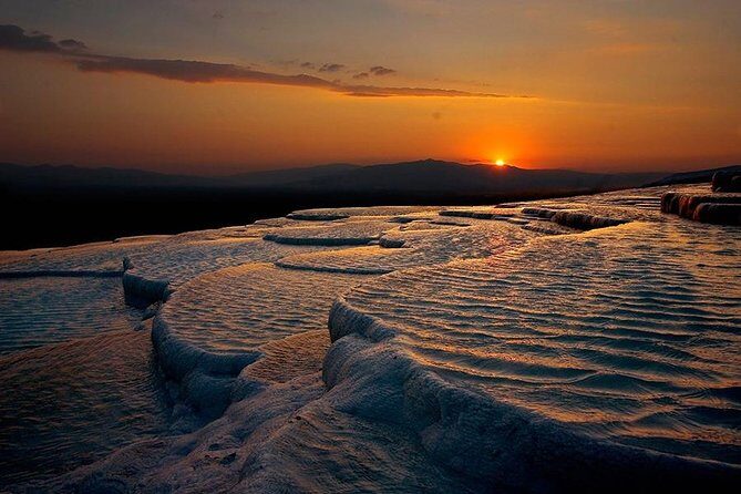 Pamukkale Day Tour From Istanbul /w flight - Key Points