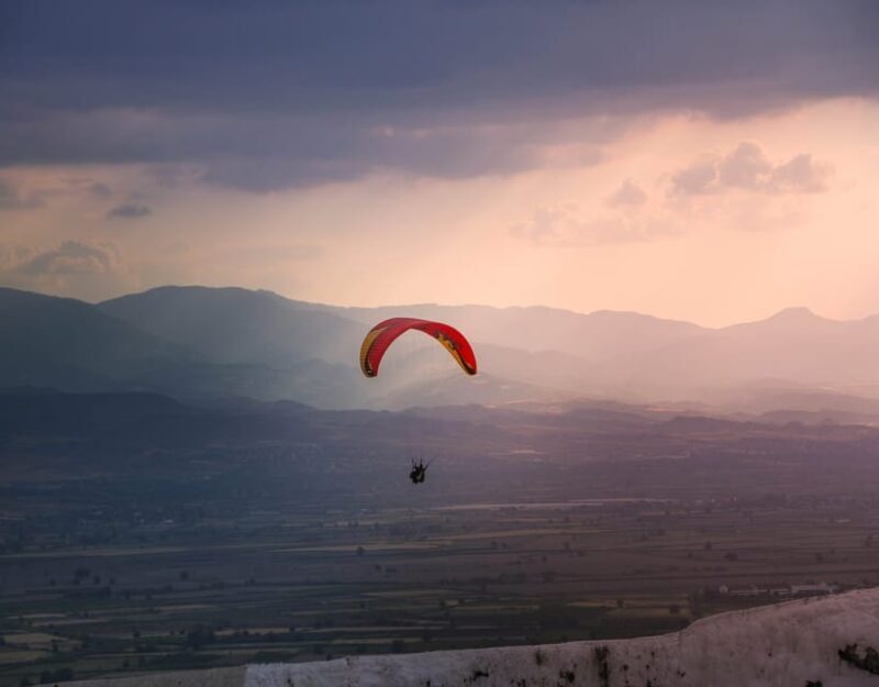Pamukkale: Tandem Paragliding with Ancient Hierapolis Views - What to Expect on the Day