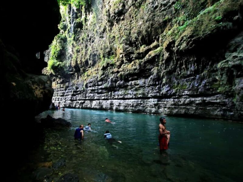 Pangandaran: Batu Karas Beach and Green Canyon Tour - An Overview of the Tour Experience