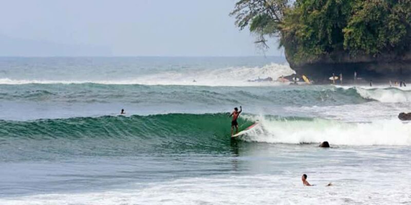 Pangandaran: Batu Karas Beach and Green Canyon Tour - The Hiking and Exploration Aspect