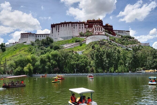 Panorama Multi Day Tour in Tibet - Scenic Highlights: Yamdrok Lake, Glacier Passes, and Monasteries