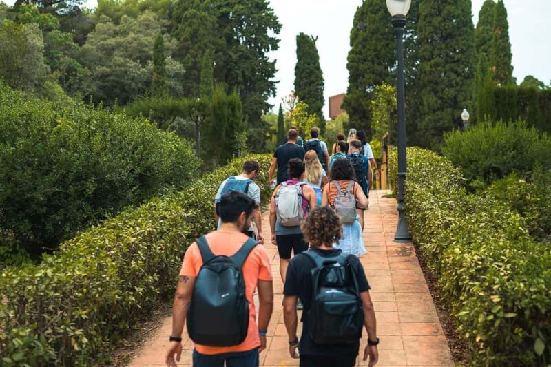 Panoramic Barcelona: Montjuïc, Cable Car, and Beach - An In-Depth Look at the Tour Experience
