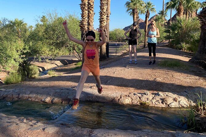 Papago Park Nature Walk with Yoga and Mountain Views - Practical Tips for Travelers