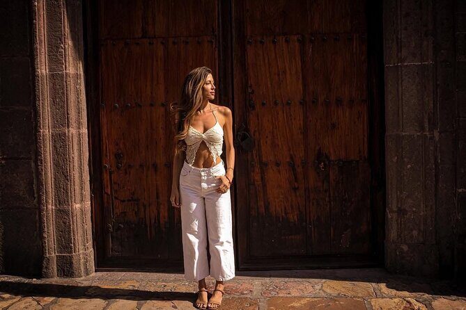 Paparazzi staff in San Miguel de Allende - An Honest Look at the Paparazzi Staff Photo Tour in San Miguel de Allende