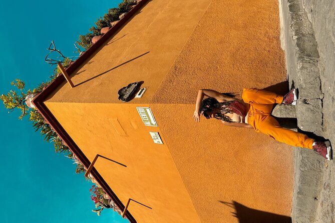 Paparazzi staff in San Miguel de Allende - Why This Photo Tour Offers Good Value