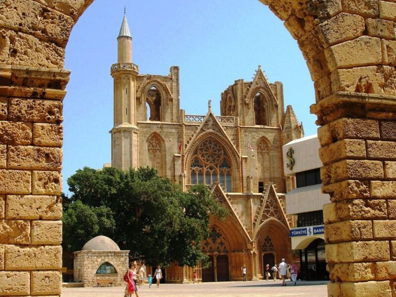 Paphos: Divided Nicosia (North Cyprus walk in) and Larnaca - Key Points
