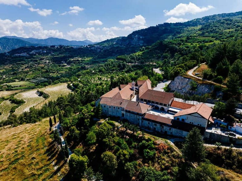PAPHOS: Troodos Mountains "Monasteries & Villages" by coach - Authenticity and Reviews