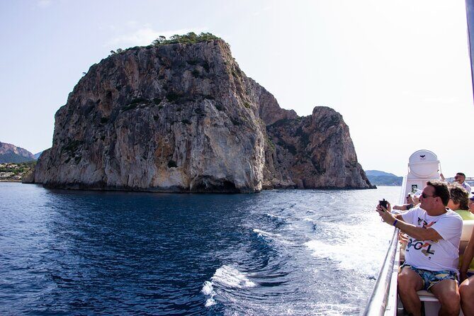 Paradise Tour 4h in Catamaran through Mallorca and Puerto Andratx with Lunch - Final Word