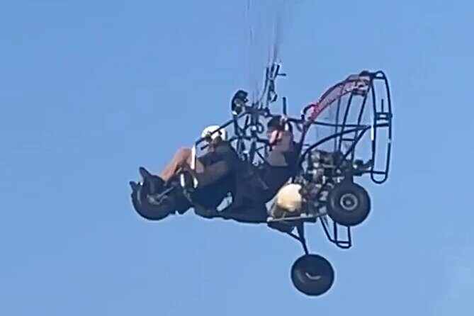 Paraglider flight with a certified instructor - Equipment and Preparation