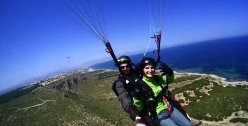 Paragliding adventure in Santa Pola from Alicante, including pick-up in a van. - Key Points