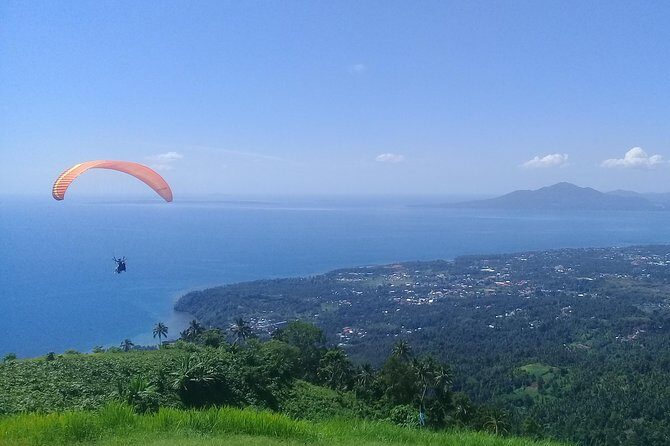 Paragliding and Tangkoko Natural Tourist Park include lunch - FAQ