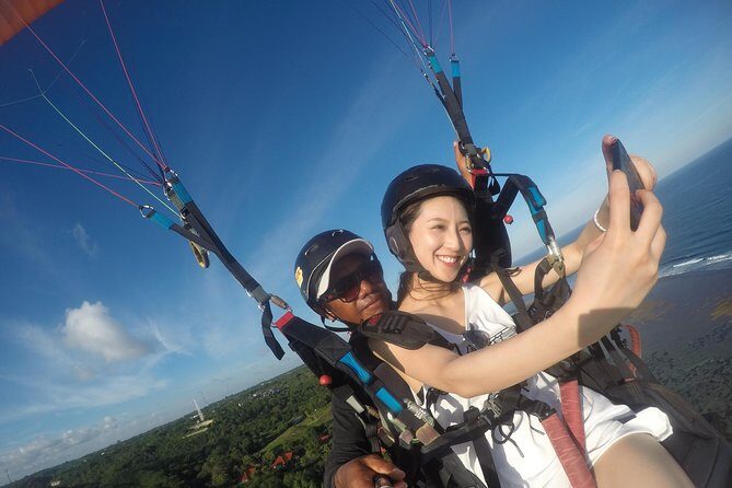 Paragliding Bali Nusa Dua cliff with Free Photo/Videos - Key Points