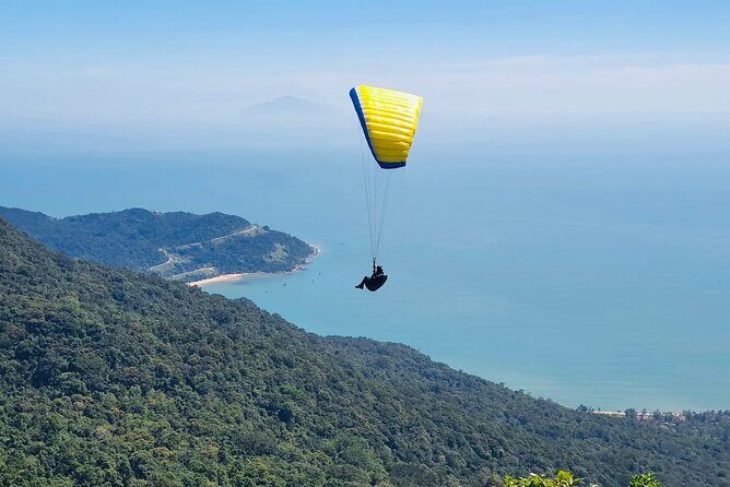 Paragliding Experience in Da Nang - An In-Depth Look at the Paragliding Tour