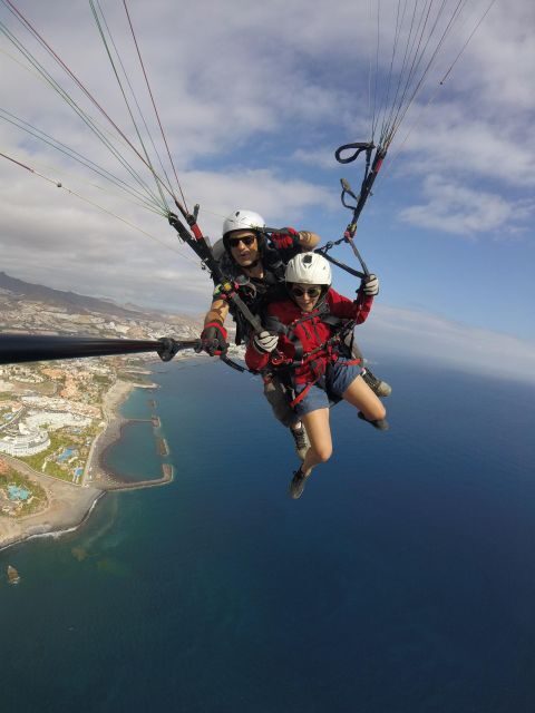 Paragliding flight with a Spanish Champion 2021/2022. - Why Travelers Love This Experience