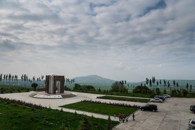 Paragliding in Bishkek and excursion to Ata-Beyit - Key Points