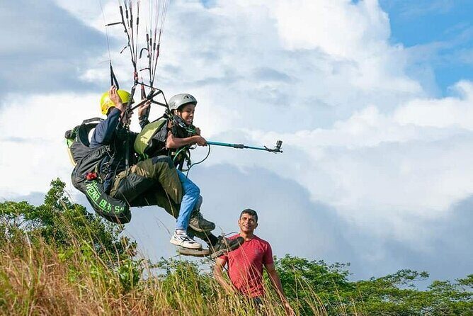 Paragliding in Kurunegala - Who Should Consider This Tour?