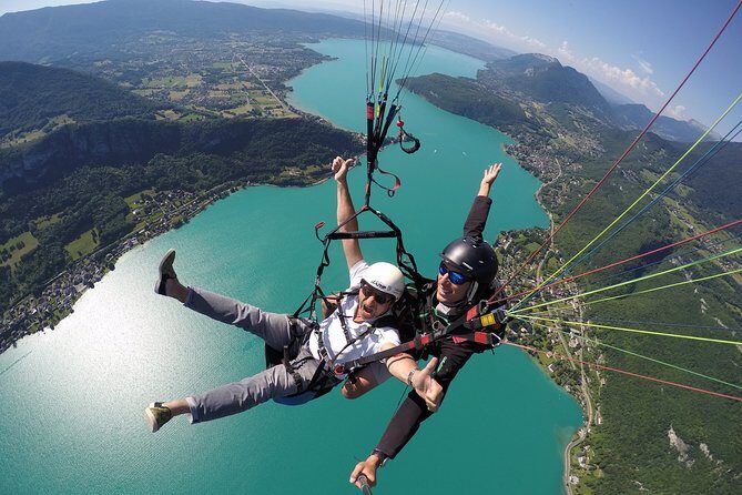 Paragliding Performance flight over the magnificent Lake Annecy - What Travelers Say: Authentic Feedback