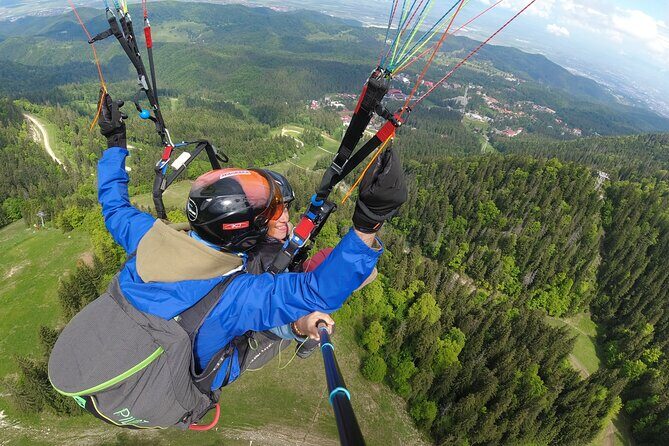 Paragliding Tandem Flight from Bunloc, Brasov - The Experience: What You Can Expect