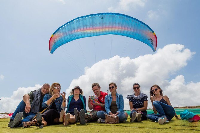 Paragliding Tandem Flight in Las Palmas de Gran Canaria - An In-Depth Look at the Paragliding Experience