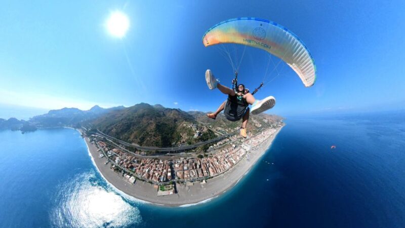 Paragliding Tandem Taormina + Video/Foto e GoPro + Acrobazia - The Value Proposition