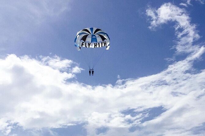 Parasailing, Blue Hole Mineral Spring, Seven Mile Beach - The Sum Up