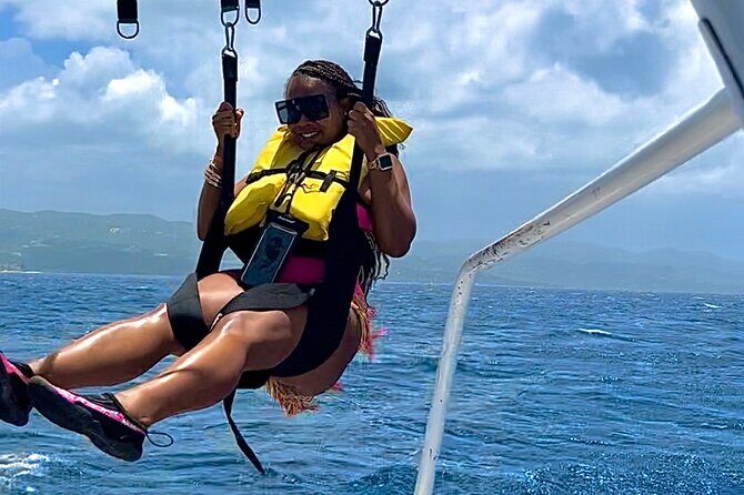 Parasailing Experience in Montego Bay - What to Expect from this Montego Bay Parasailing Tour