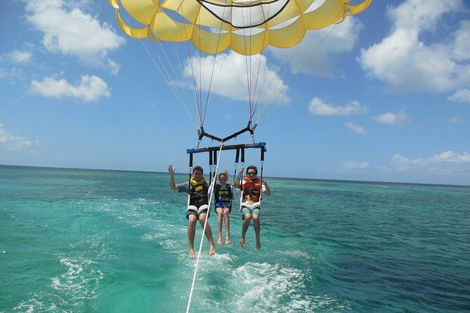 Parasailing Grand Turk - Who Should Consider This Tour?