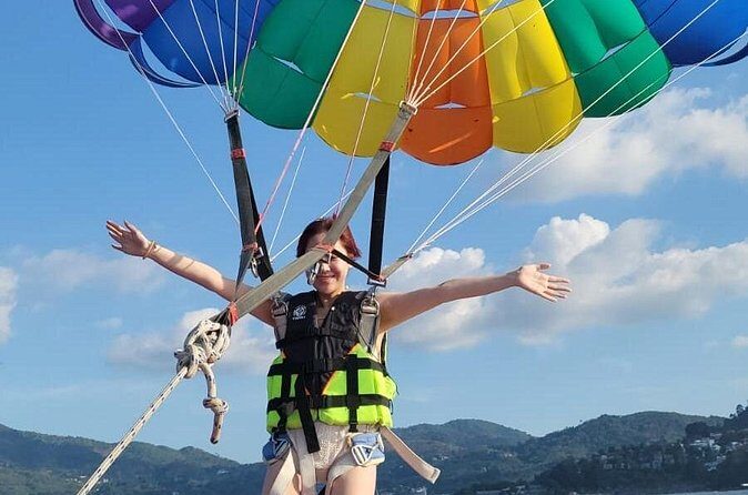 Parasailing High Above The Beautiful Patong Bay - Who Is This Tour Best For?