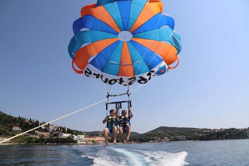 Parasailing in Dubrovnik - What to Expect on Your Dubrovnik Parasailing Adventure